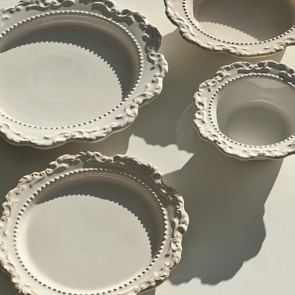 Embossed Ceramic Dinnerware | ROOMCO HOME – Roomco Home