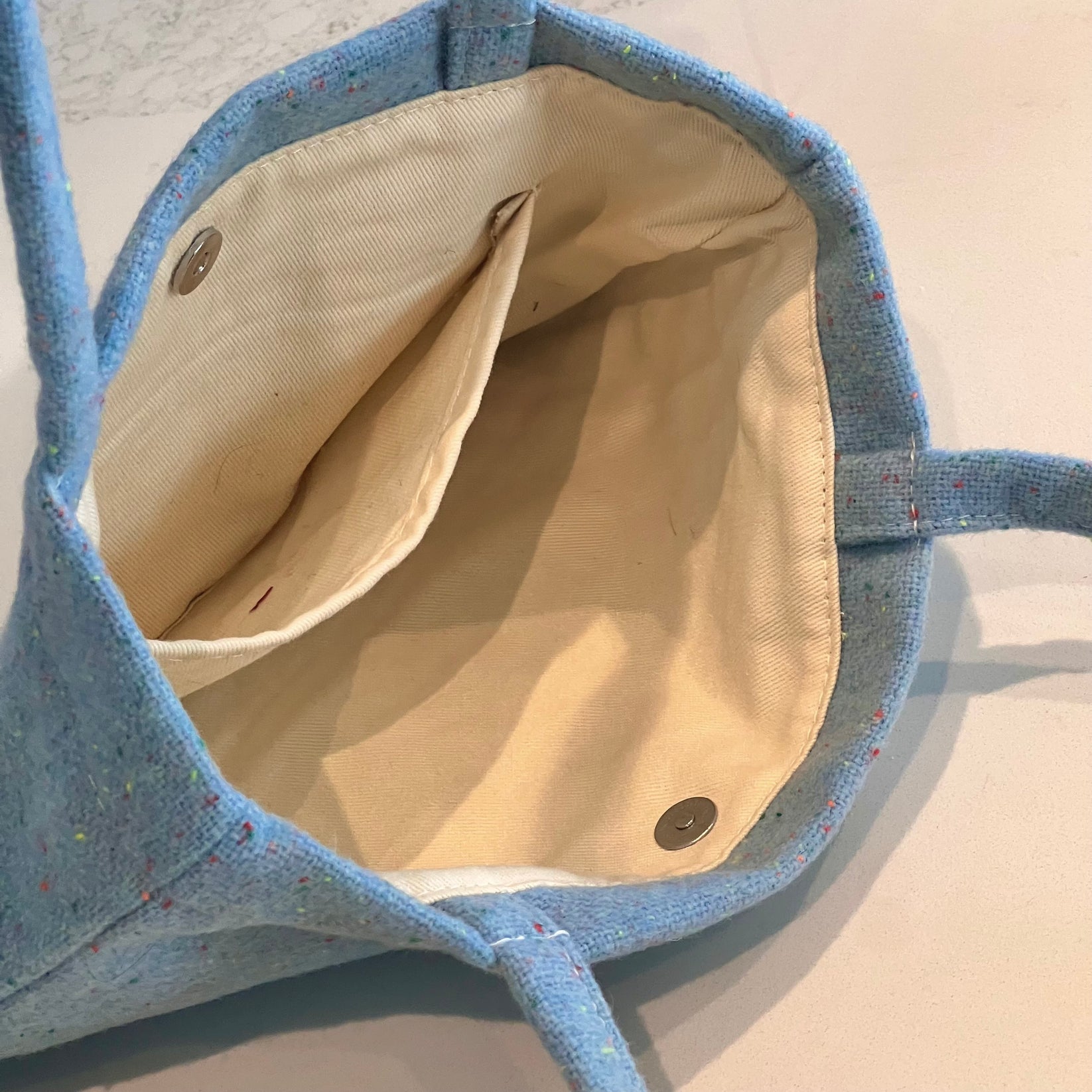 Skyline Woolen Tote | ROOMCO HOME – Roomco Home